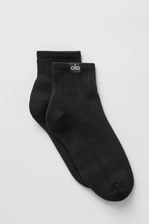 Alo Yoga Quarter Crew Street Socks - Black