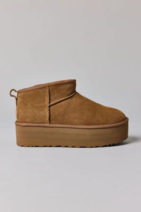 UGG Classic Ultra Mini Platform Boots - Chestnut