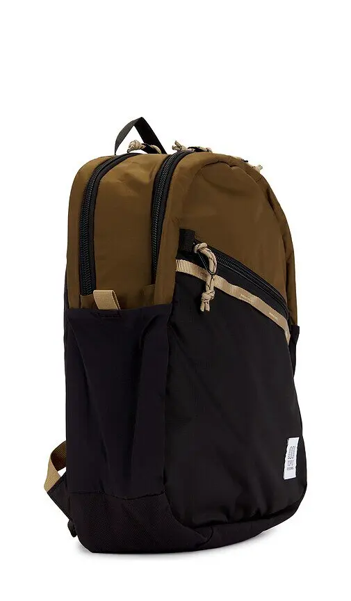 TOPO DESIGNS Commuter Backpack