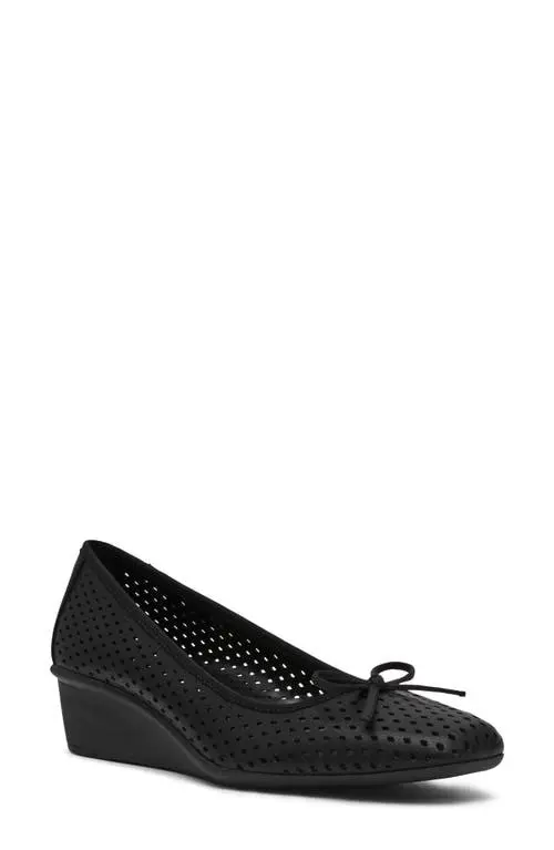 Anne Klein Winslett Wedge Pump - Black Smooth