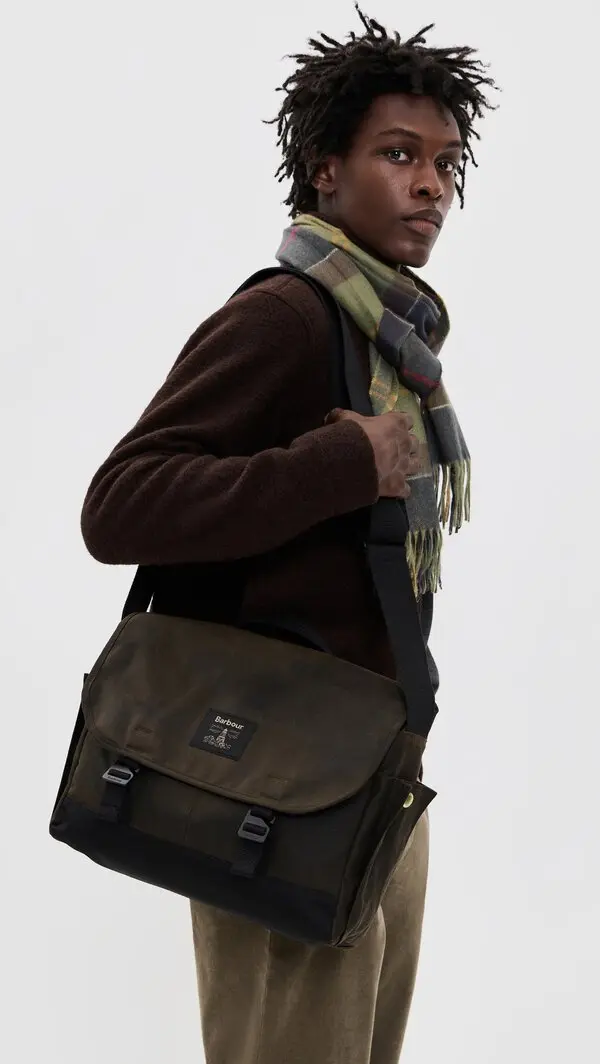 Barbour Field Wax Messenger Bag - Olive