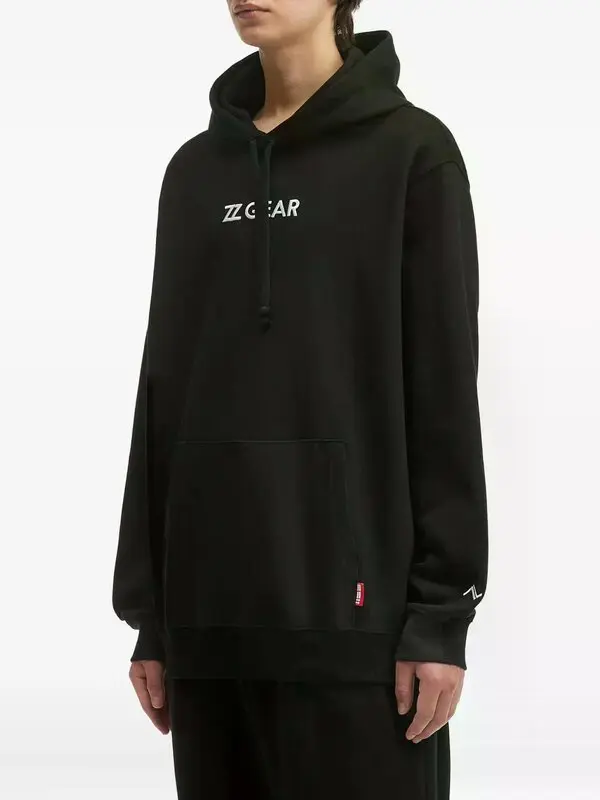 Izzue Embroidered Logo Hoodie - Black