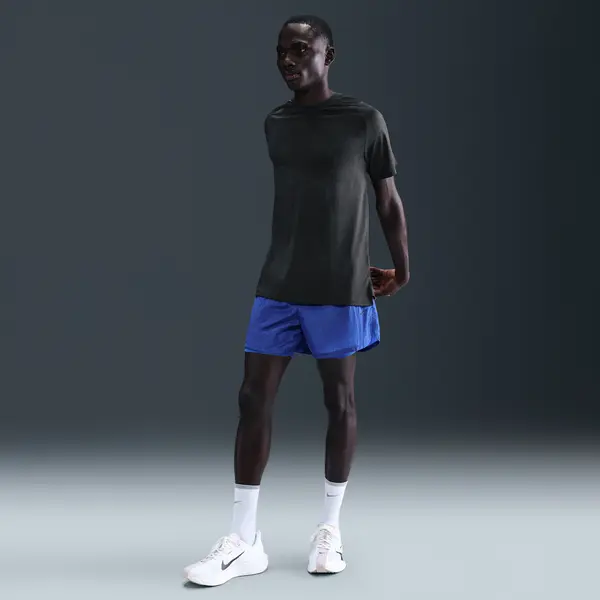 Nike Stride Dri-fit Adv Short-sleeve Running Top - Black