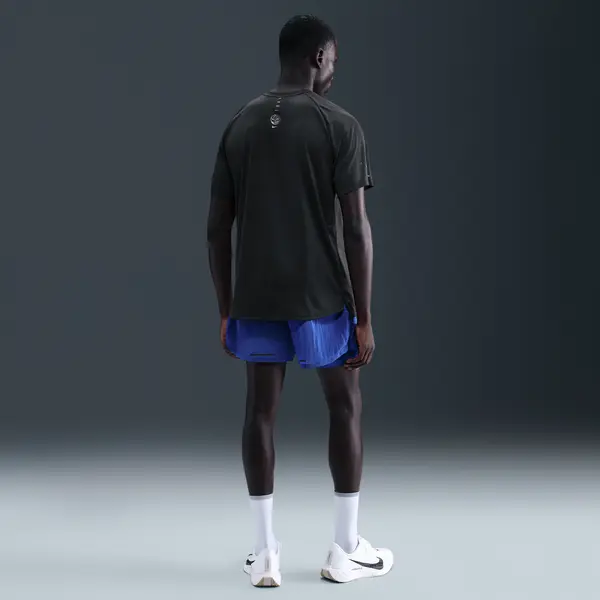 Nike Stride Dri-fit Adv Short-sleeve Running Top - Black