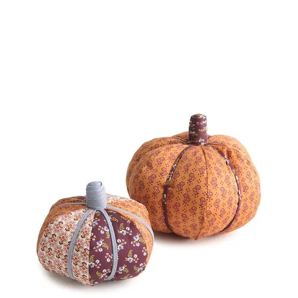 VERA BRADLEY Medium Pumpkin In Fall Harvest Patchwork