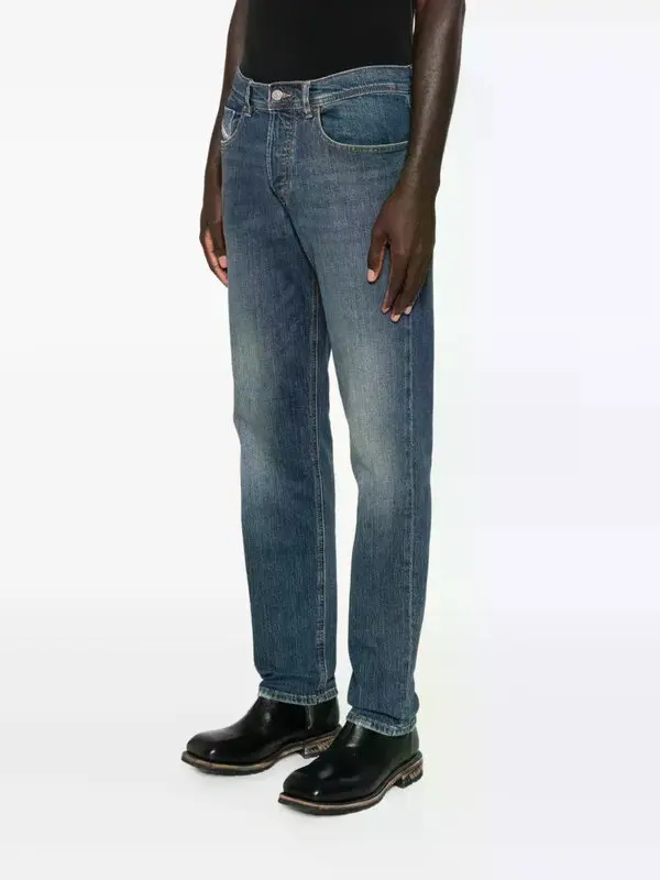DIESEL® D-finitive Logo-plaque Jeans
