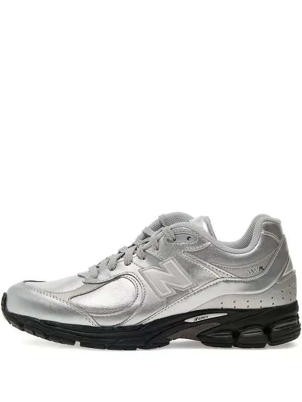 NEW BALANCE 2002r Leather Sneakers - Silver