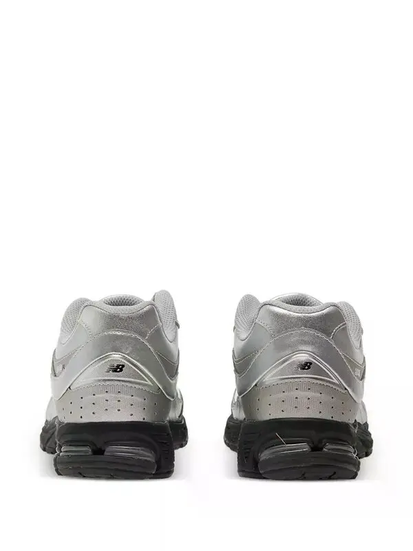 NEW BALANCE 2002r Leather Sneakers - Silver