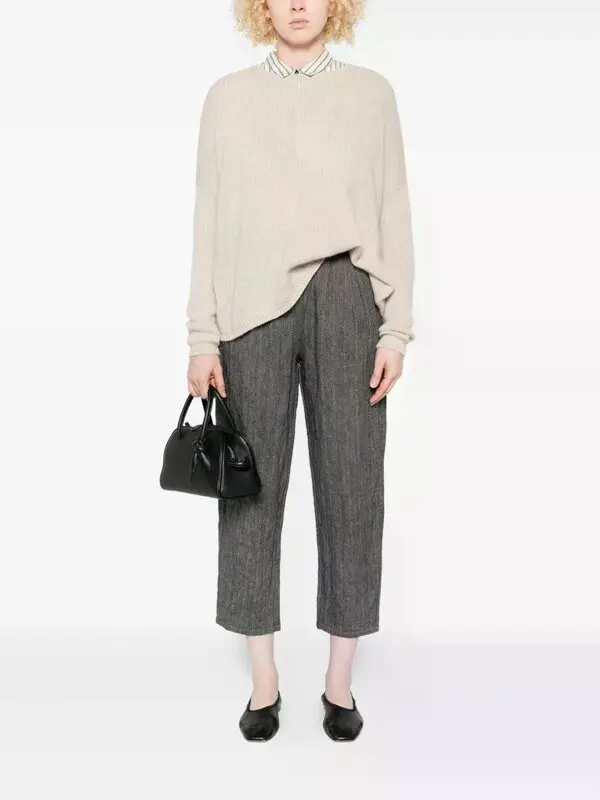 Apuntob Round Neck Sweater
