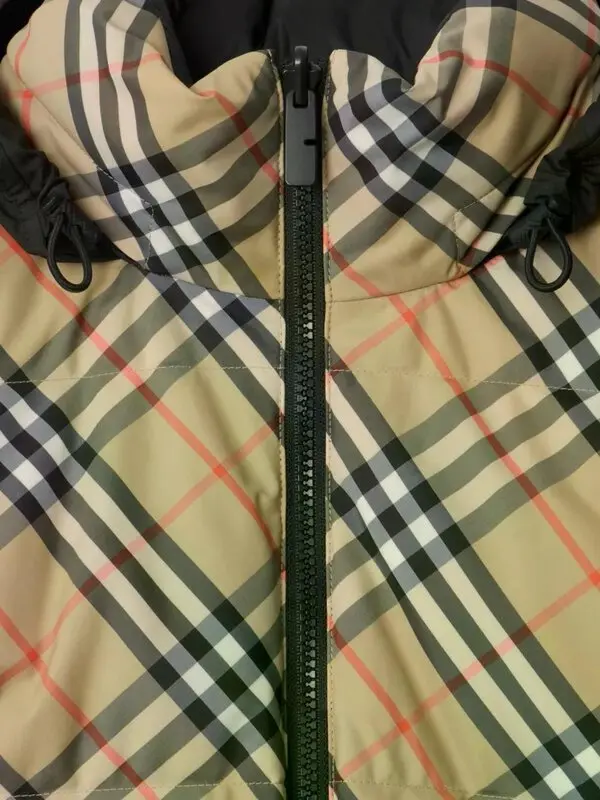 Burberry Reversible Check Snowdon Puffer Jacket - Neutrals