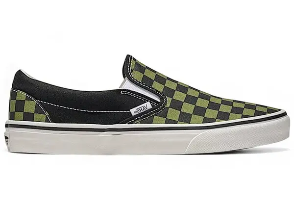 VANS Classic Checkerboard Slip-on Sneakers