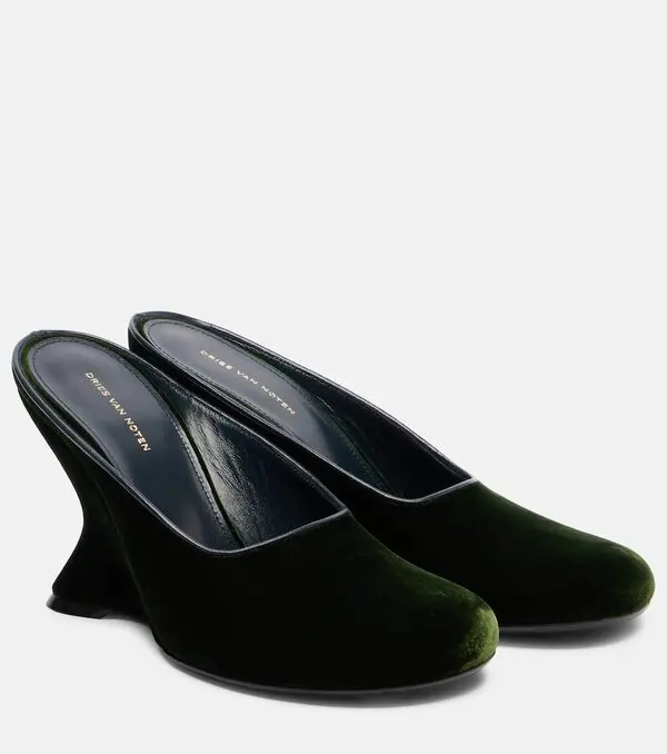 Dries Van Noten 95 Velvet Wedges - Green