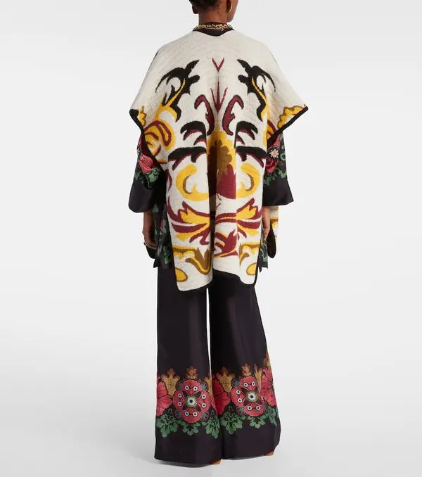 La DoubleJ In My Power Patterned Cape