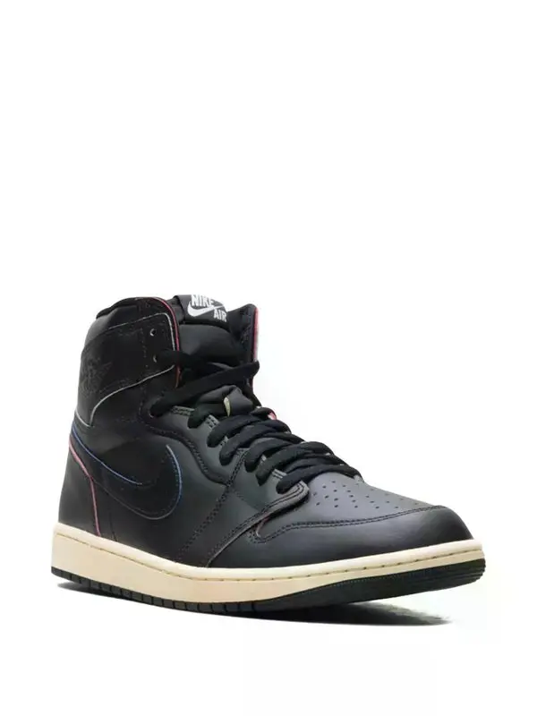 JORDAN Air 1 Retro High-top Sneakers - Black