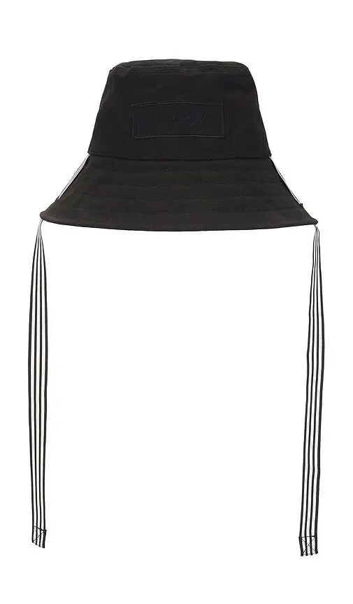FAVORITE DAUGHTER Script Bucket Hat - Black