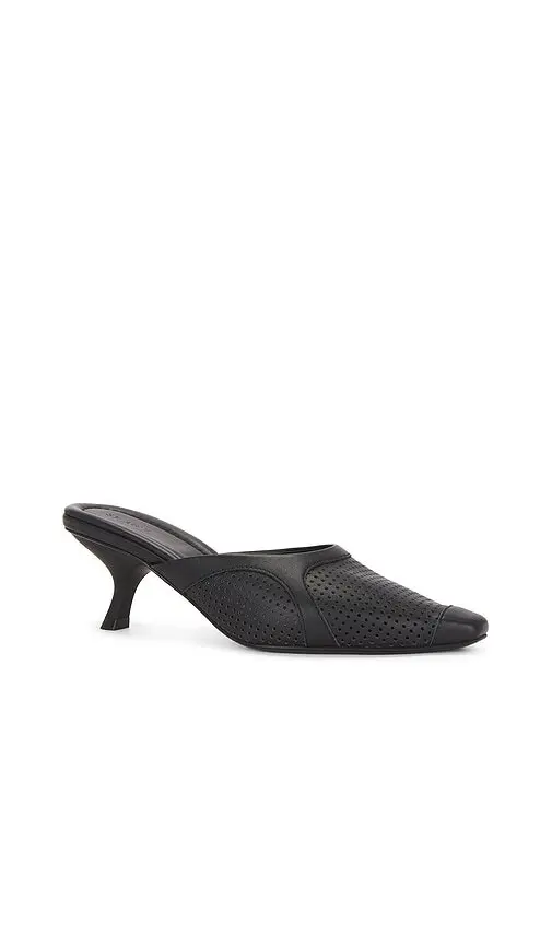 ST. AGNI Perforated Heel