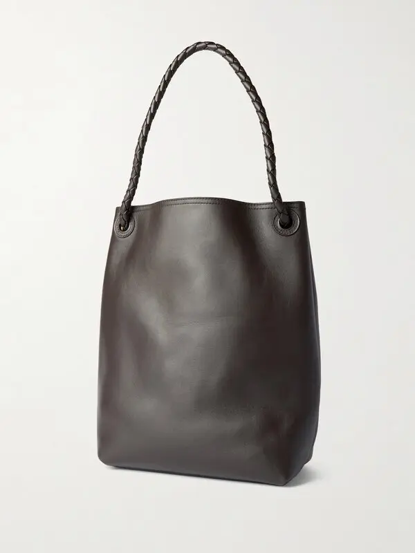 Bottega Veneta Andiamo Leather Bucket Bag - Brown