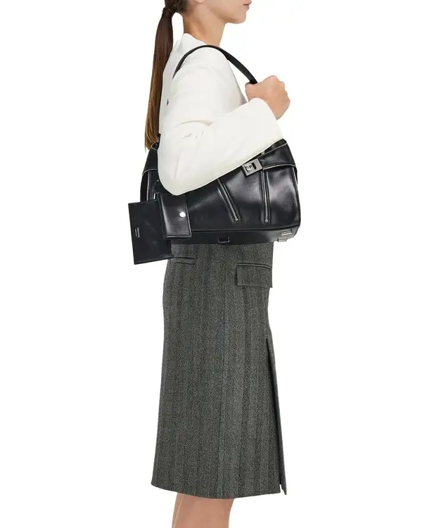 FERRAGAMO Hug Handbag - Nero