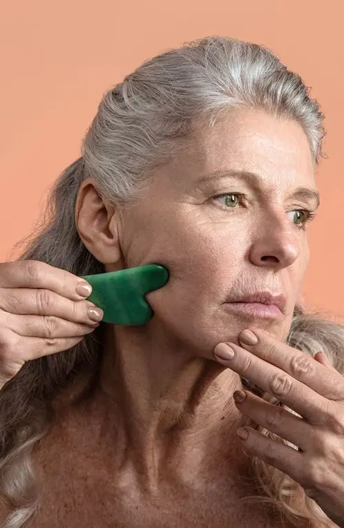 MOUNT LAI Gua Sha - Jade