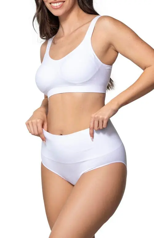 UNDEROUTFIT The Comfort Shaping Bra - White