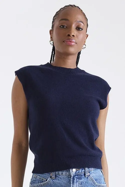 1982 Zarah Crew Neck 100% Cashmere Vest - Navy
