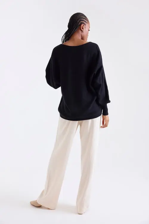 1982 Paros V-neck Cashmere Sweater - Black