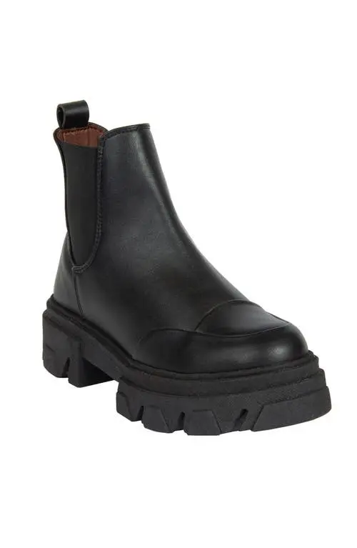 URBNKICKS Chelsea Cap Toe Boots
