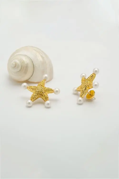 CLASSICHARMS Lila Starfish Stud Earrings