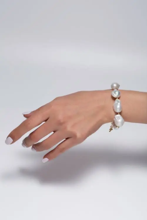 CLASSICHARMS Marina Baroque Pearl Bracelet
