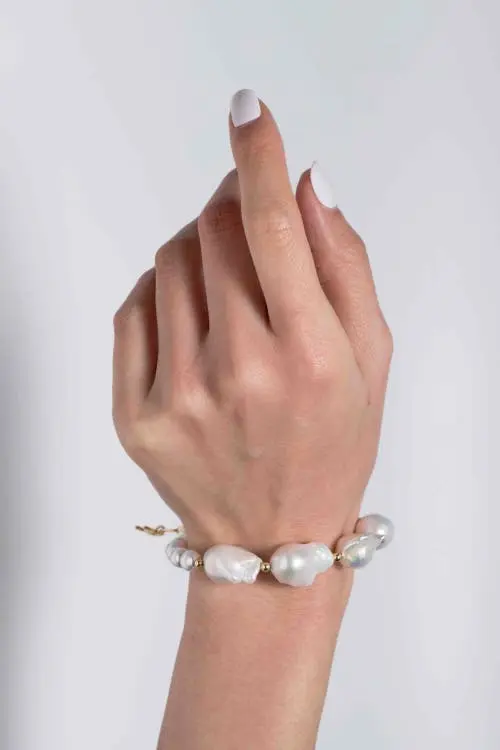CLASSICHARMS Marina Baroque Pearl Bracelet