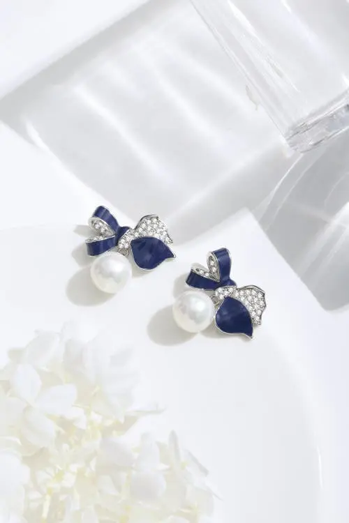 CLASSICHARMS Butterfly Imitation Pearl Dangle Earrings