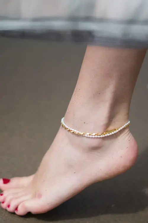 CLASSICHARMS Madison Layered Pearl Anklet
