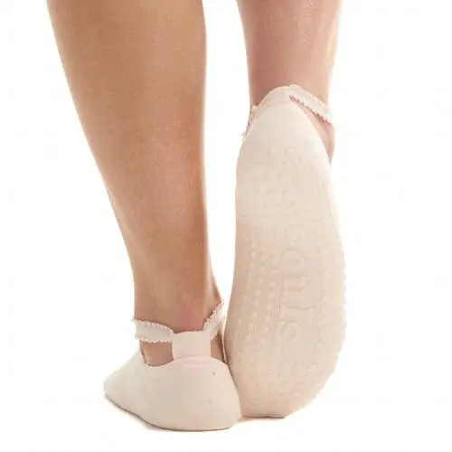 SOULS. Ballet Grip Socks - Pink