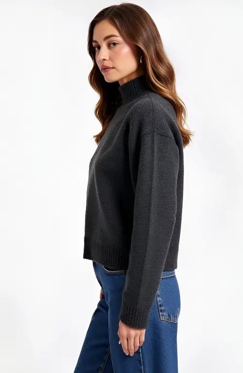 MODENAIRE Mock Neck Raglan Sleeve Sweater