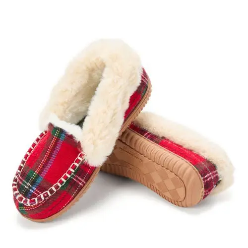 DEARFOAMS Ryland Cabin Moccasin Slipper - Red Plaid