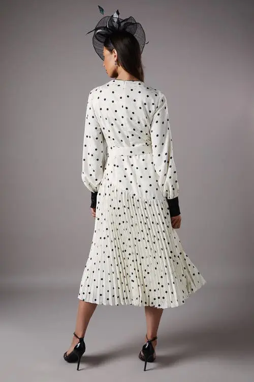 Coast Long Sleeve Pleated Midi Dress With Decorative Buckle