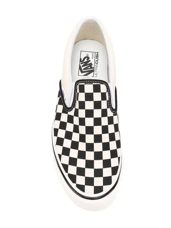 VANS Checkerboard Slip-on Sneakers - Black