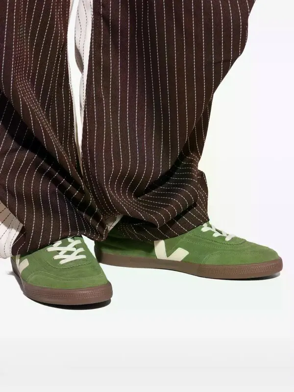 VEJA Panenka Suede V-logo Sneakers - Green