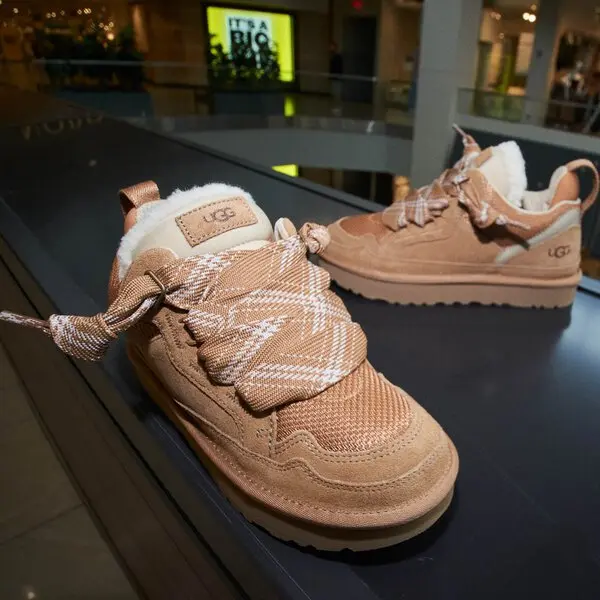 UGG Lowmel Sneaker