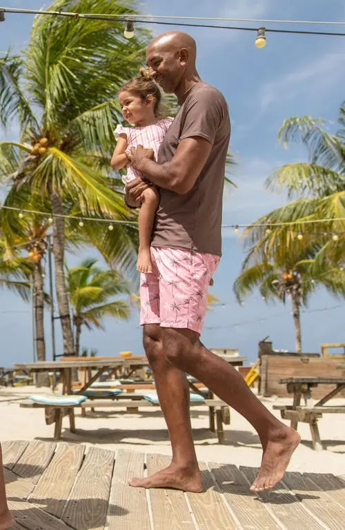SNAPPER ROCK Sustainable Short Sleeve Rash Top - Chocolate