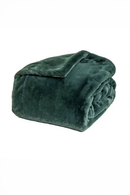 SEA TO ME BLANKETS Santa Cruz Solace Faux Fur Throw Blanket - Forest Green