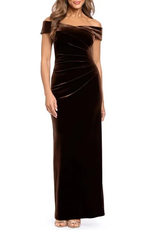 XSCAPE EVENINGS Off-the-shoulder Velvet Gown - Brown