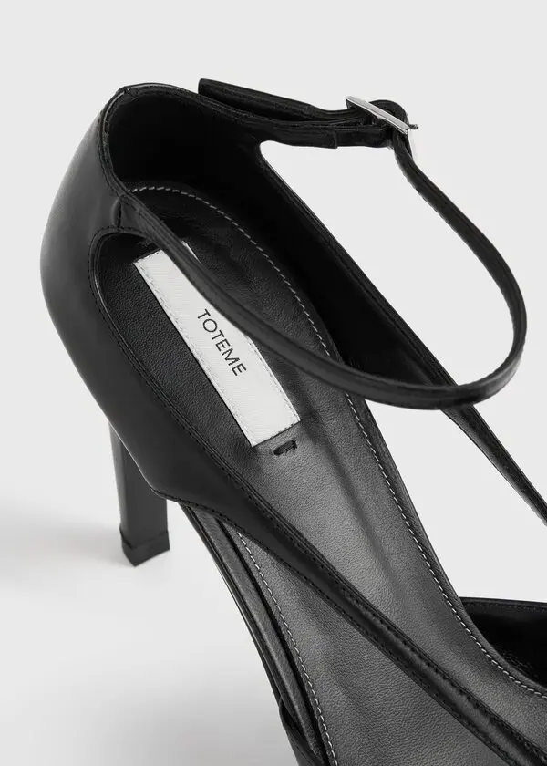 TOTEME Leather Stiletto Pumps