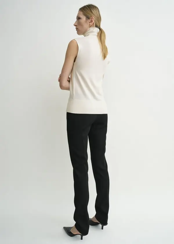 TOTEME Sleeveless Fine Knit Turtleneck