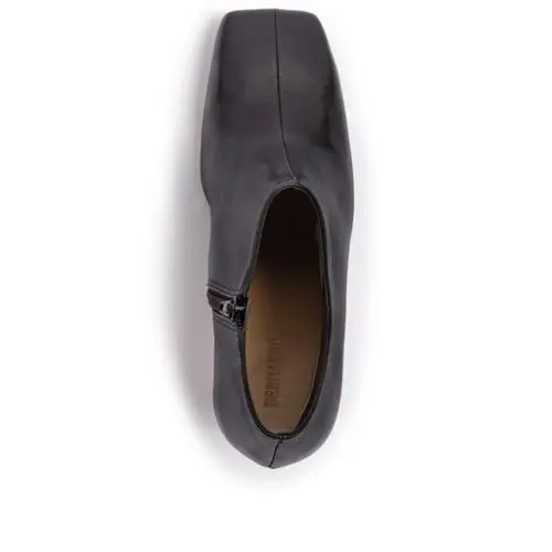 Bernardo Garda Ankle Bootie - Black