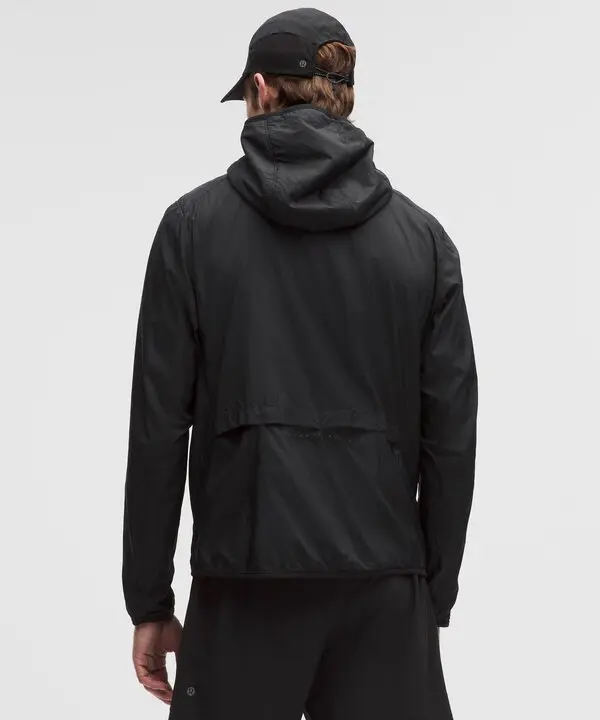 Lululemon Insuleight Cold-Weather Run Shell - Black | Editorialist