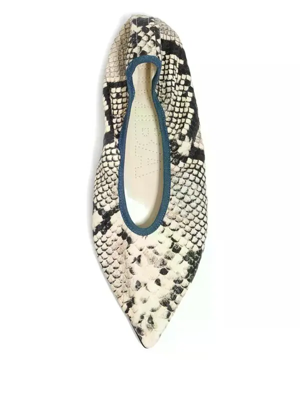 Bimba Y Lola Pointed-toe Flat Pumps