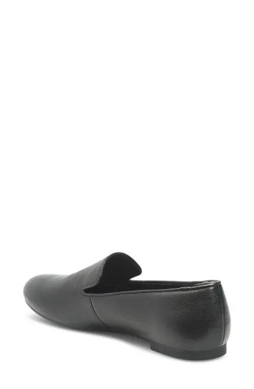 COMFORTIVA Tammie Loafer - Black