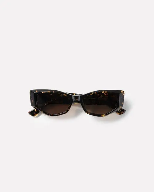 EPOKHE Guilty Cat-eye Sunglasses - Crystal Tortoise