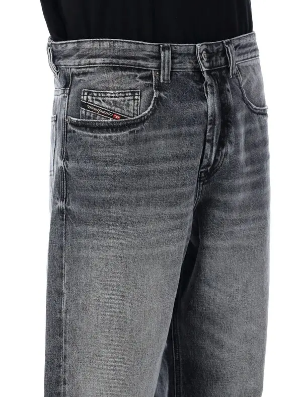 DIESEL 2001 D-macro Relaxed Wide-leg Jeans